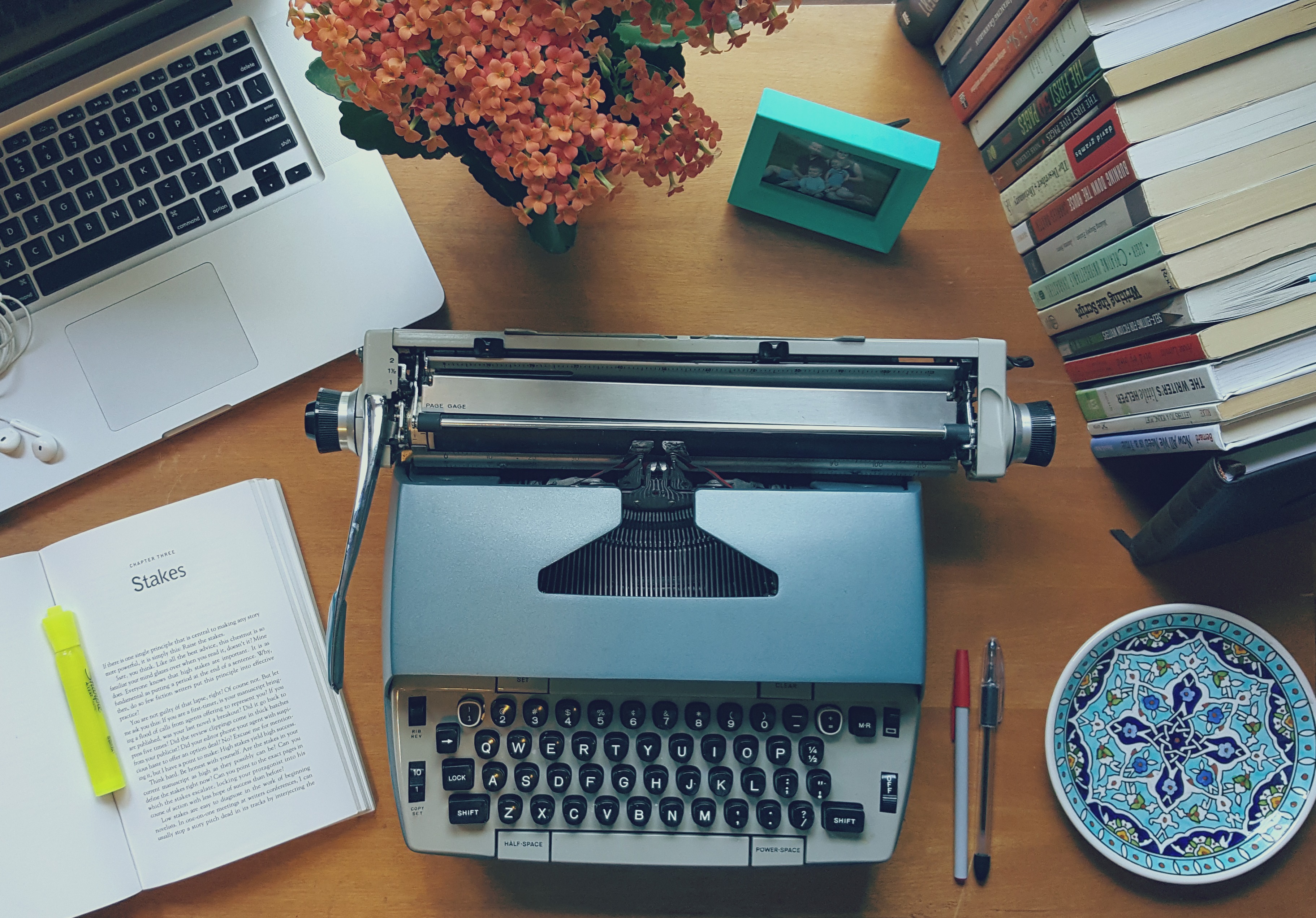 Lara Willard – Editor and Story Consultant